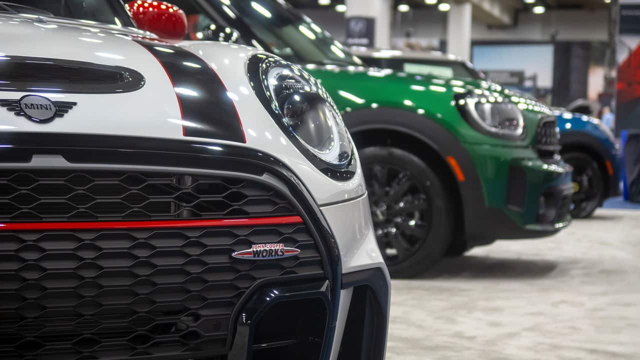 Mini Cooper S Sport: Lançamento da Mini no Brasil: - Jornal Dia